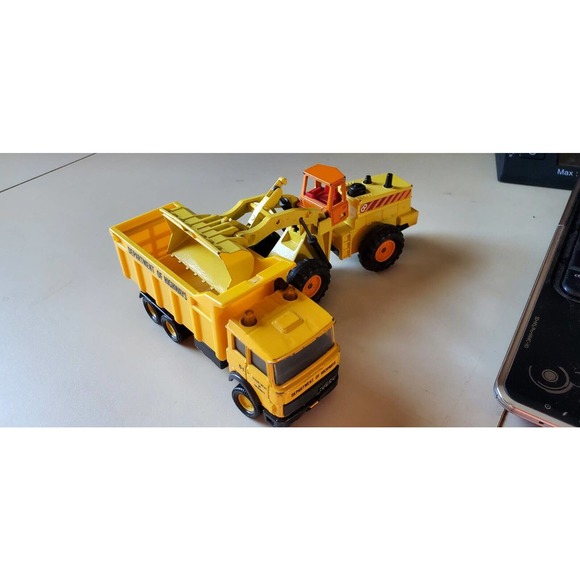 MATCHBOX | Toys | Lot Of 2 Pieces Of Construction Equipment Matchbox ...